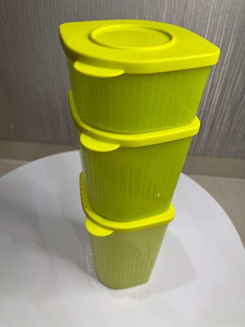 Tupperware Set Hijau, Kitchen & Appliances di Carousell