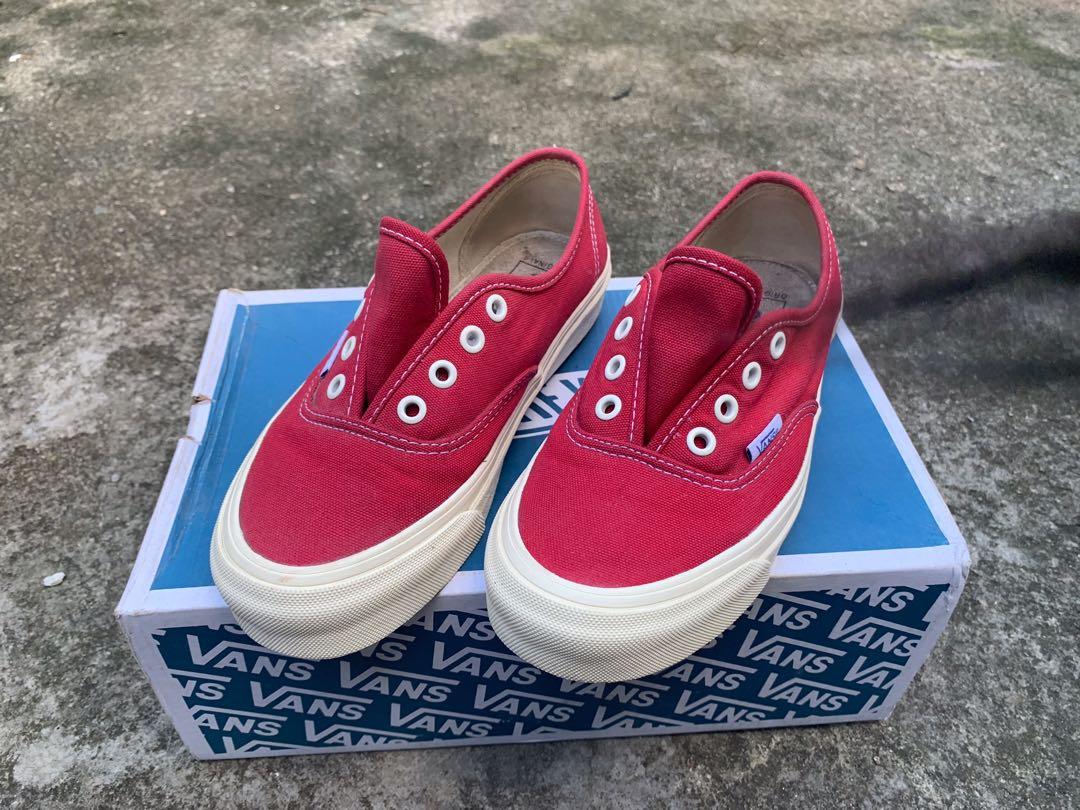 VANS CHILI PEPPER V1, Women's Fashion, Footwear, Sneakers on Carousell