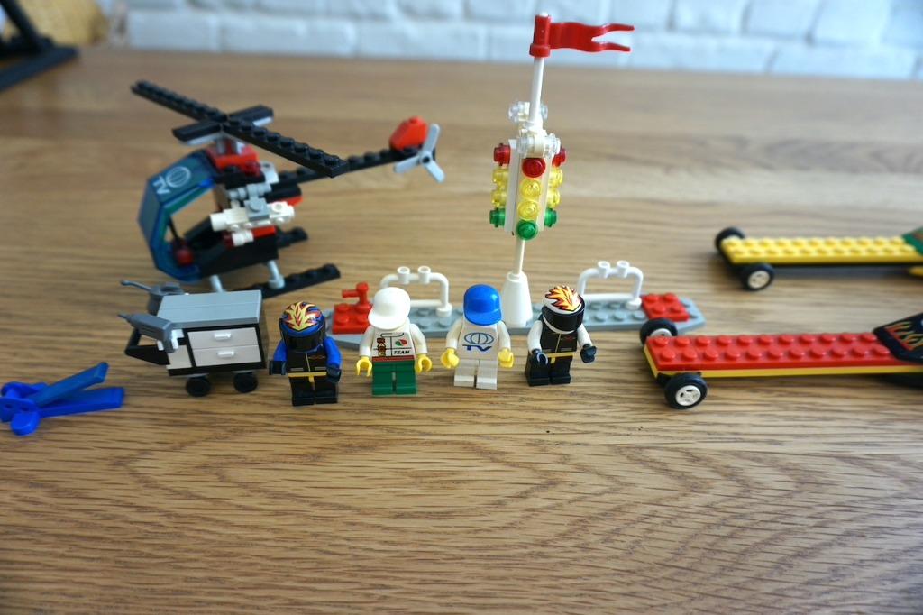 Vintage Town LEGO 6568 - Drag Race Rally, Hobbies & Toys, Toys & Games ...