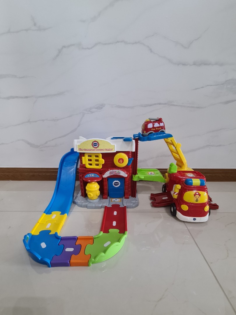 VTech Go! Go! Smart Wheels Fire Command Rescue Center Playset, Babies ...