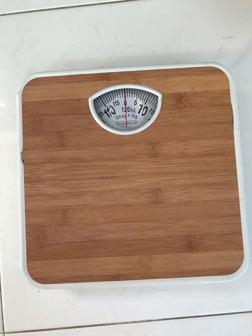Weighing Scale, Beauty & Personal Care, Bath & Body, Body Care on Carousell
