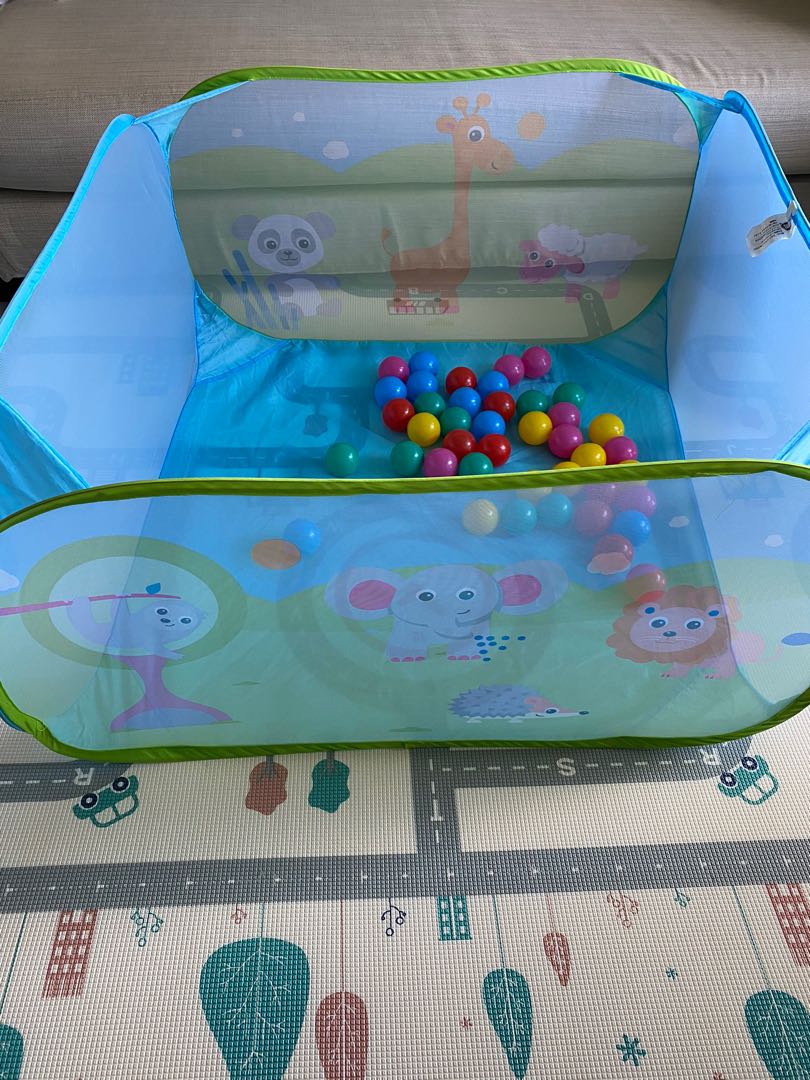 Ball pit set + balls, Hobbies & Toys, Toys & Games on Carousell
