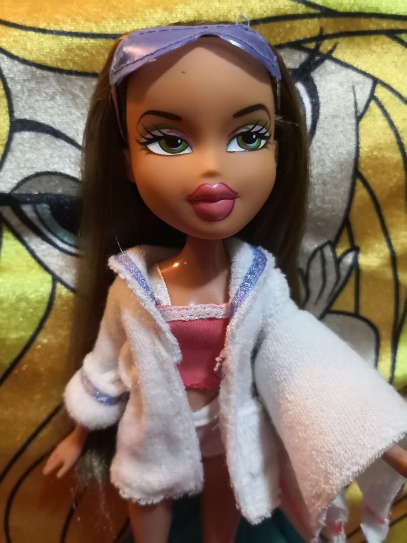 Bratz Salon n Spa Fianna, Hobbies & Toys, Toys & Games on Carousell