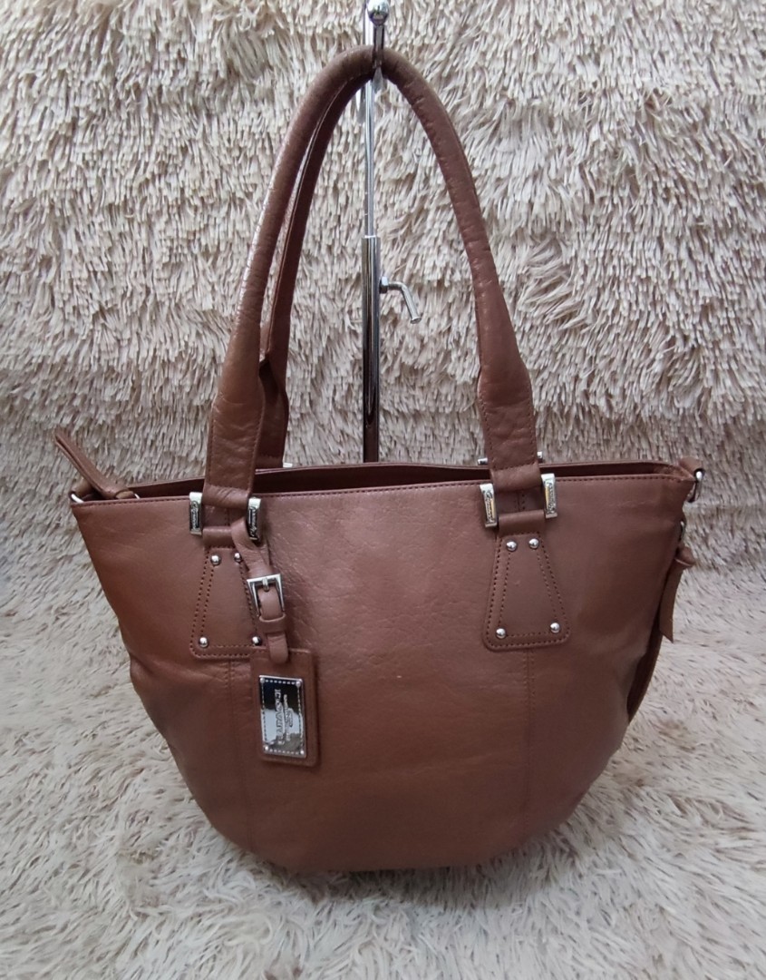 CAPACCI, Luxury, Bags & Wallets on Carousell