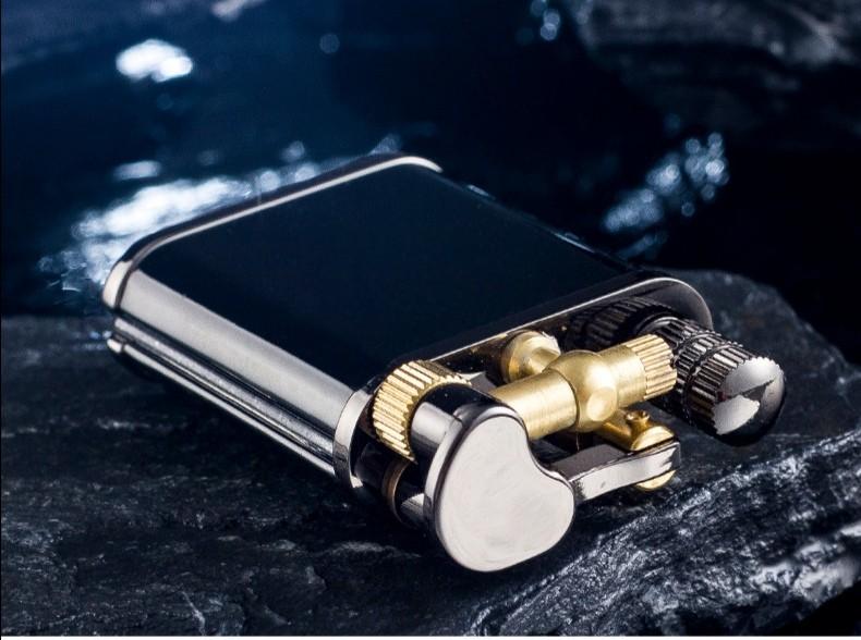 CHIEF Original Classic Kerosene Lighter Collection CF229, Hobbies ...