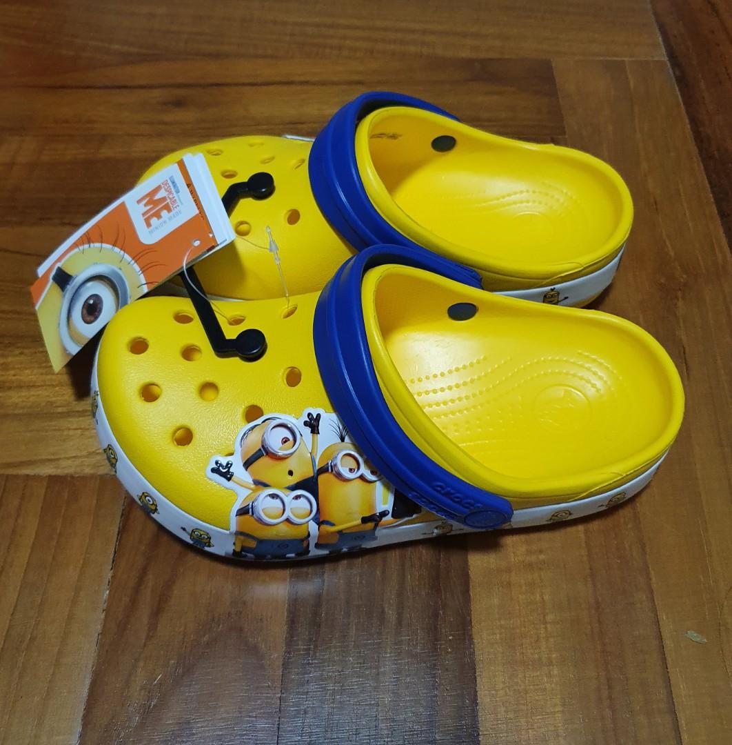 Crocs J3 Minions Design (7 to 12 yrs old), Babies & Kids, Babies & Kids ...