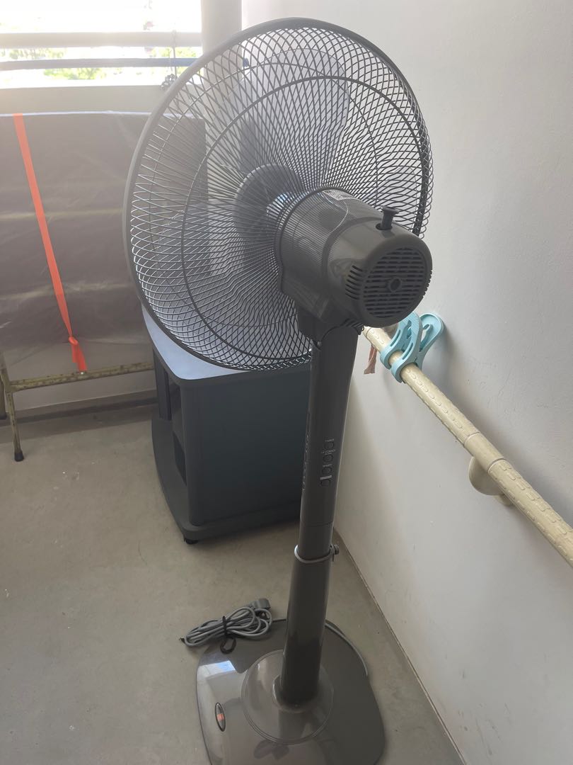 KDK stand fan, Furniture & Home Living, Lighting & Fans, Fans on Carousell