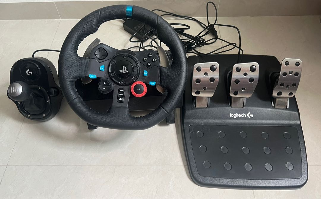 Logitech steering wheel set, Video Gaming, Gaming Accessories ...