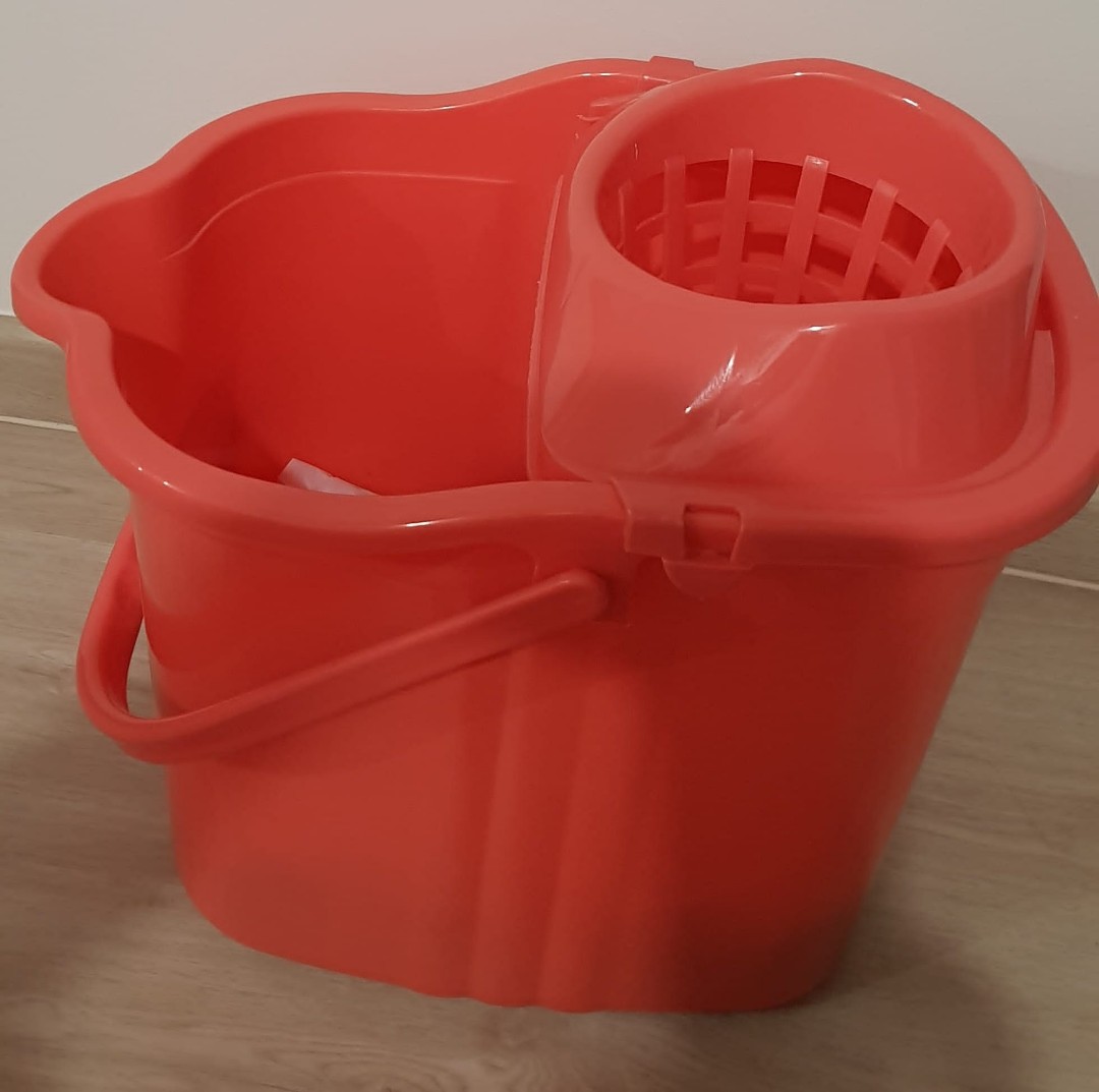 Mop Pail, Furniture & Home Living, Cleaning & Homecare Supplies ...