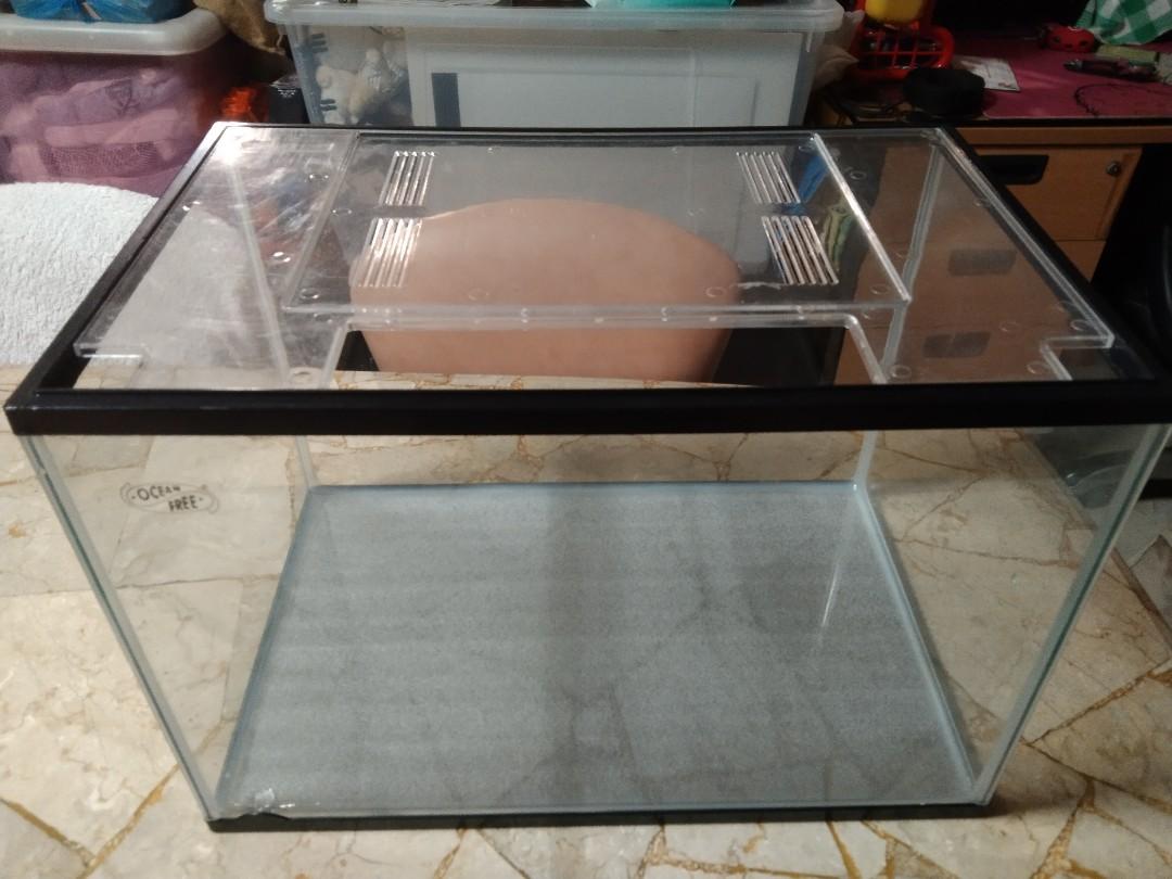 Ocean Free resin glass fish tank, Pet Supplies, Homes & Other Pet ...