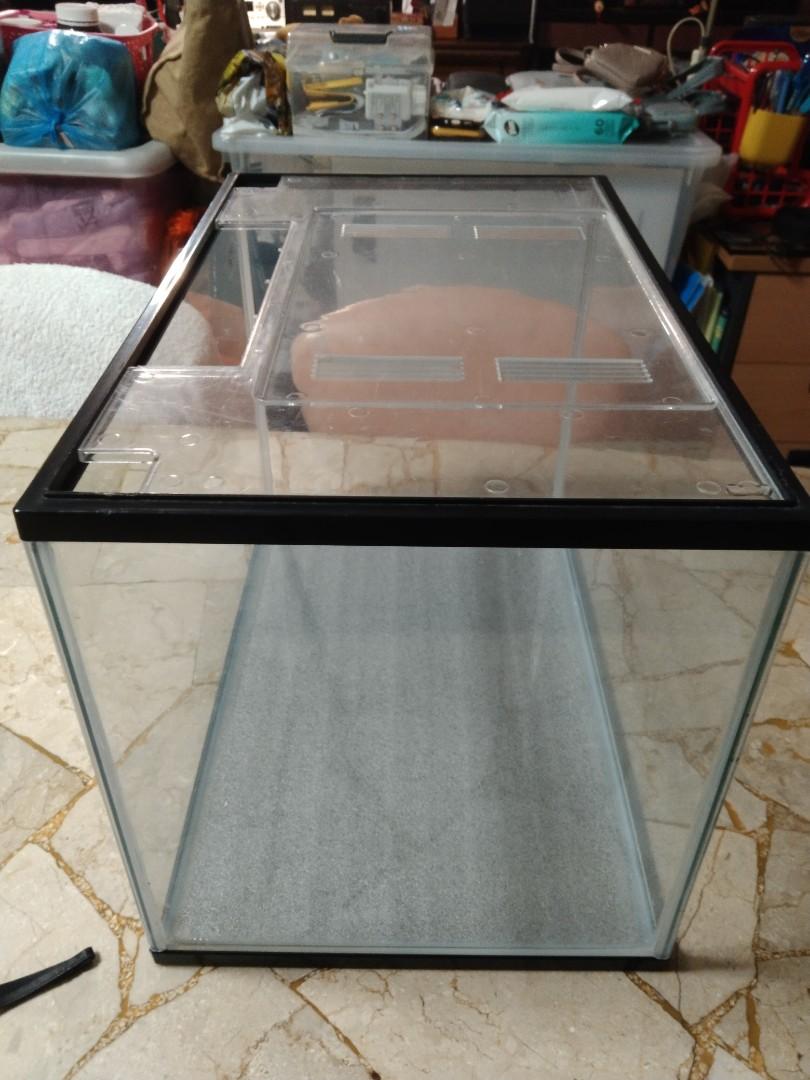 Ocean Free resin glass fish tank, Pet Supplies, Homes & Other Pet ...