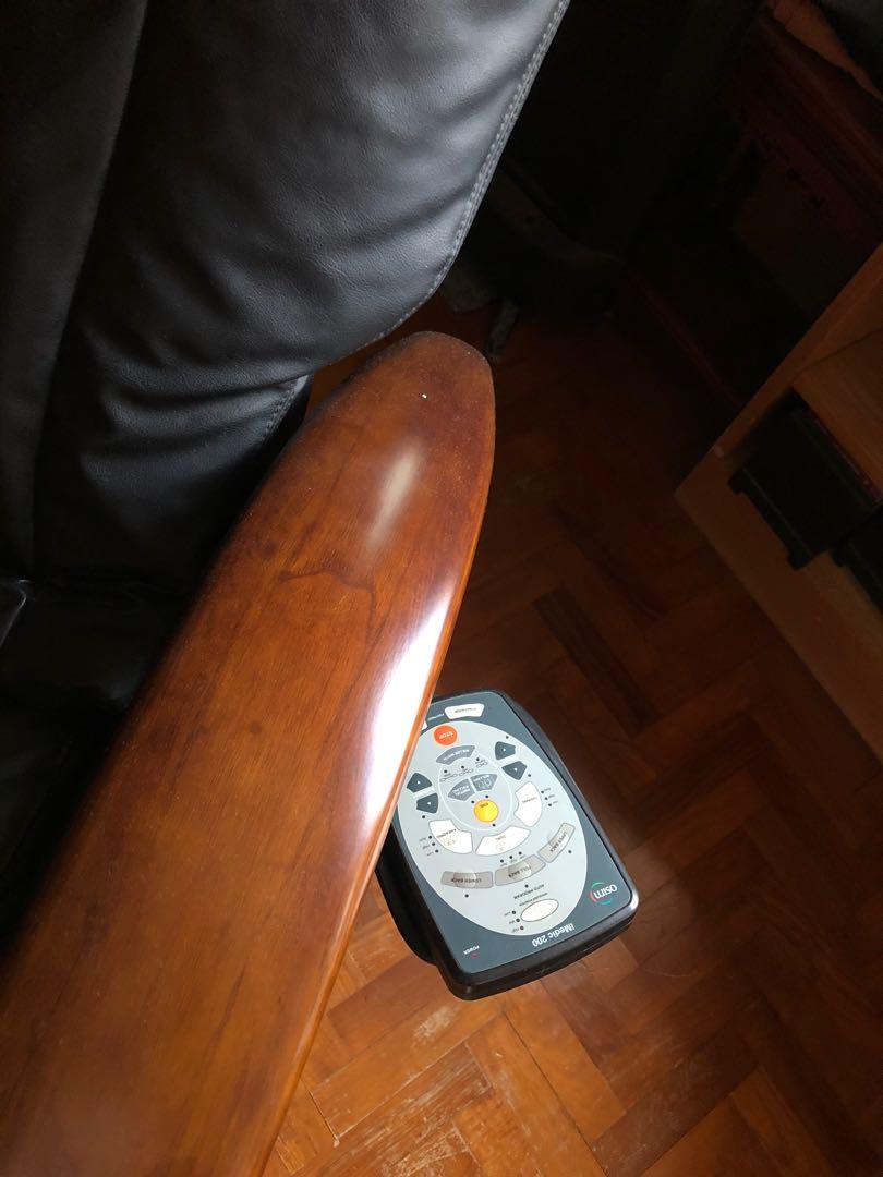 OSIM massage chair iMEDIC-200, TV & Home Appliances, Other Home ...