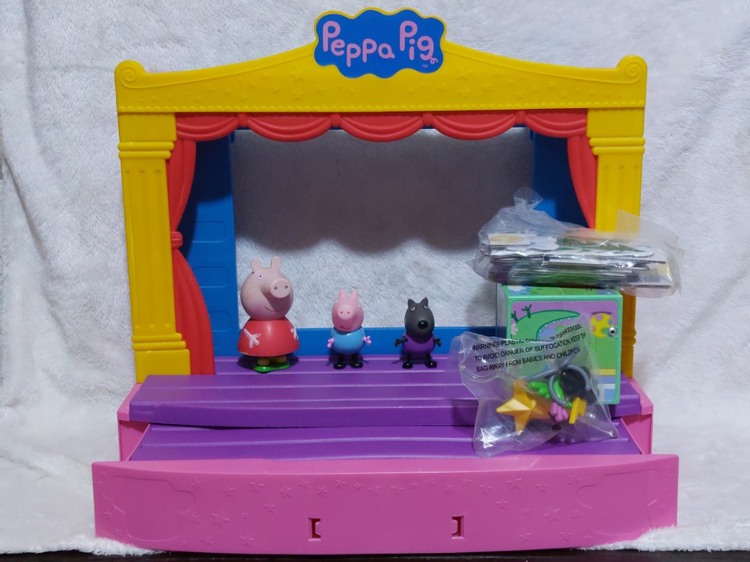Peppa Pig Stage and Figures, Hobbies & Toys, Toys & Games on Carousell