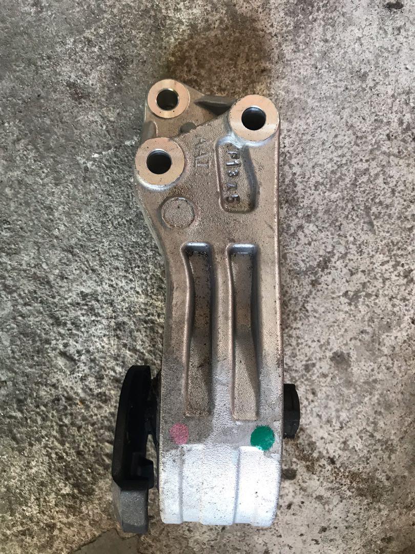 Proton Iriz 1.3/1.6 Auto Engine Mounting Left, Auto Accessories on ...