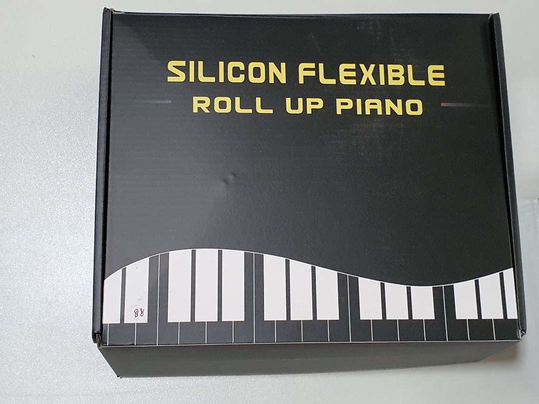 Silicon Flexible Roll Up Piano 88 keys for sale!, Hobbies & Toys, Music & Media, Musical ...