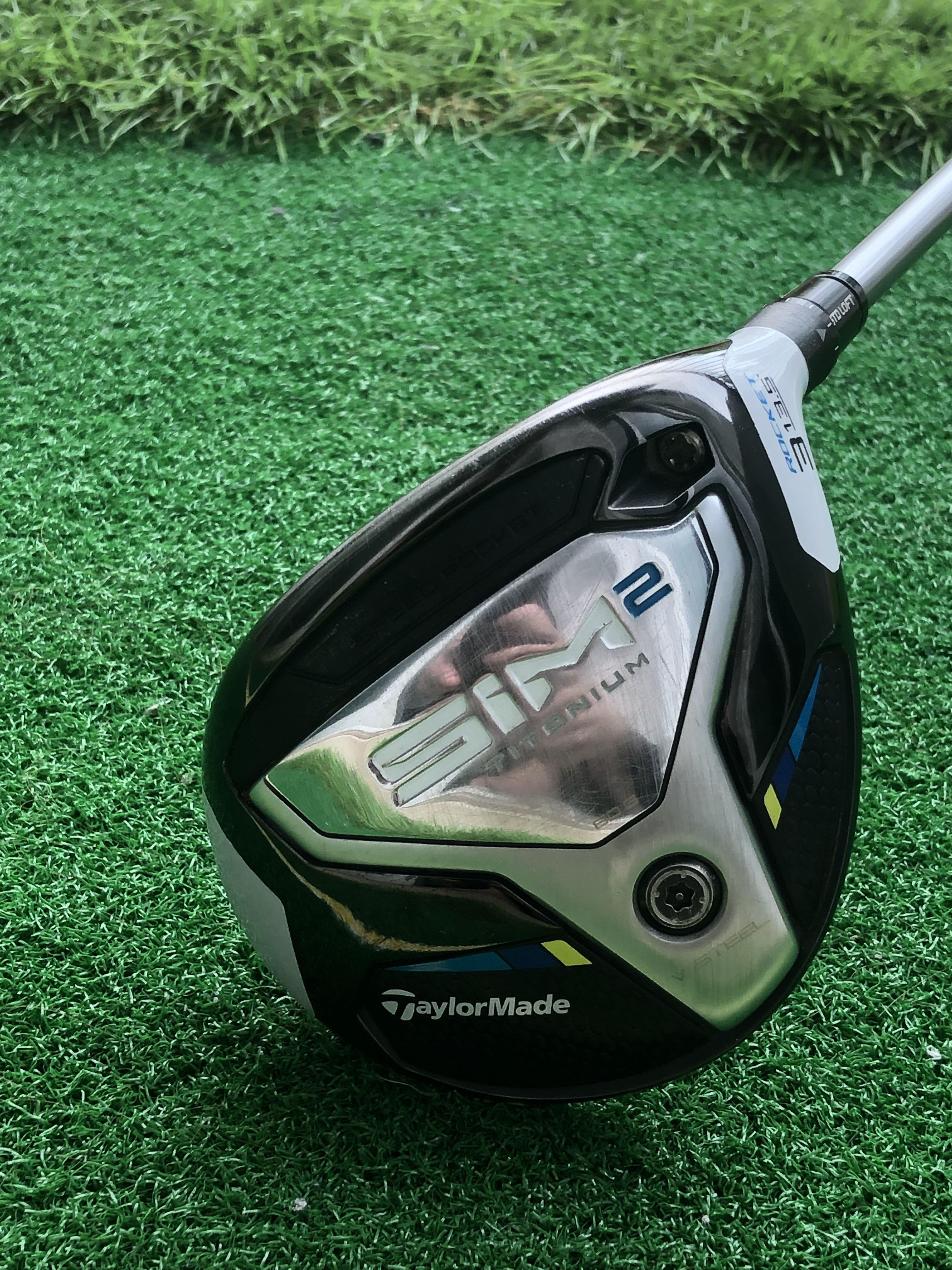 SIM2 Ti wood, Sports Equipment, Sports & Games, Golf on Carousell