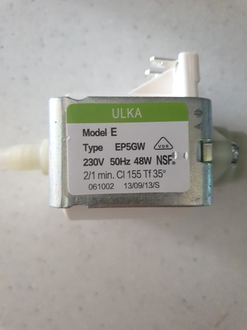 Ulka Model E pump coffee machine, TV & Home Appliances, Kitchen ...