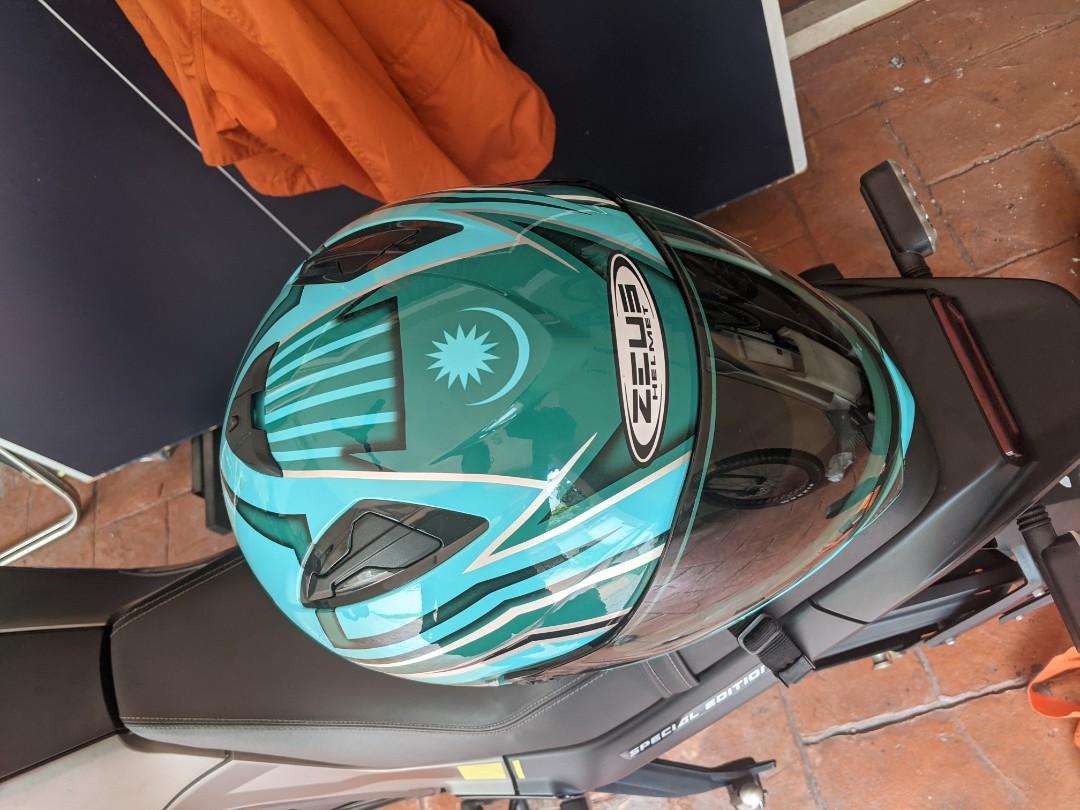 Zeus helmet modular, Auto Accessories on Carousell
