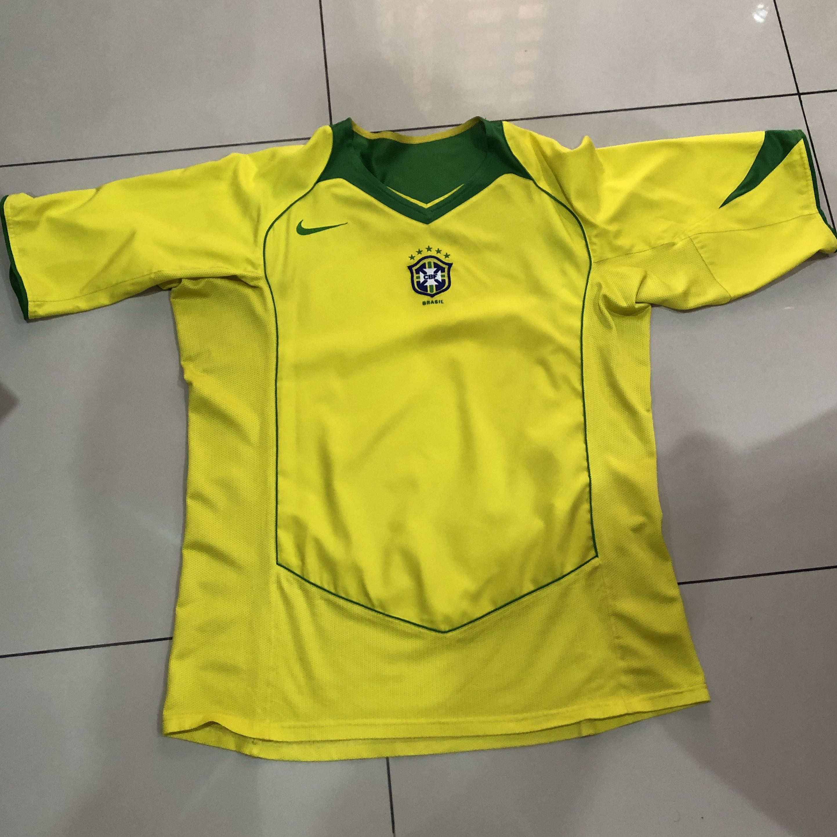 Authentic brazil 2004 nike football soccer jersey, Men's Fashion, Tops ...