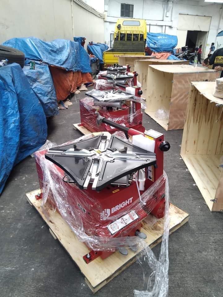 BRIGHT Tire Changer 870L Heavy Duty & Affordable Price, Commercial ...