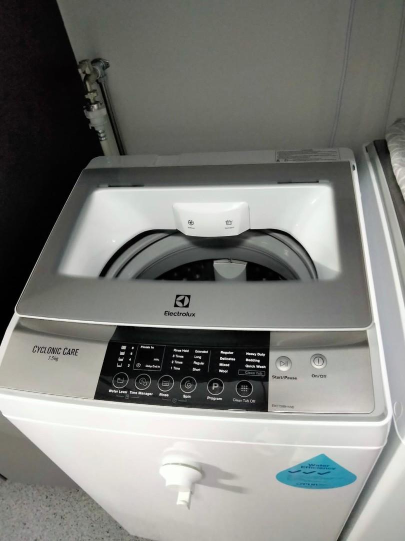 Electrolux top load 7.5kg washer, TV & Home Appliances, Washing ...