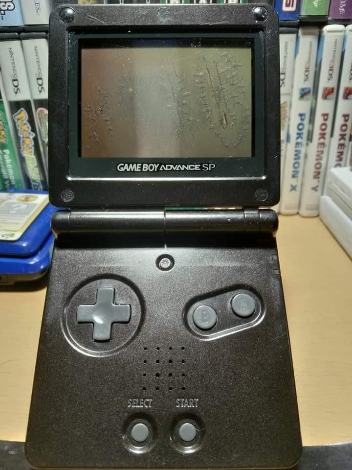 Gameboy advance SP, Video Gaming, Video Game Consoles, Nintendo on ...