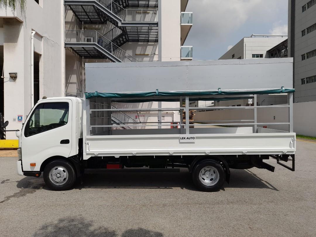 Hino XZU710R HKFMS3 Manual, Cars, Commercial Vehicles, Used on Carousell