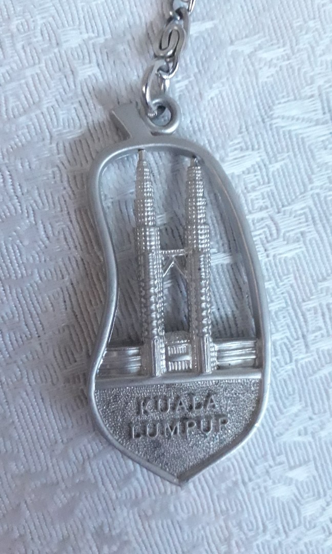 Malaysia Twin Towers Keychain, Men's Fashion, Watches & Accessories ...