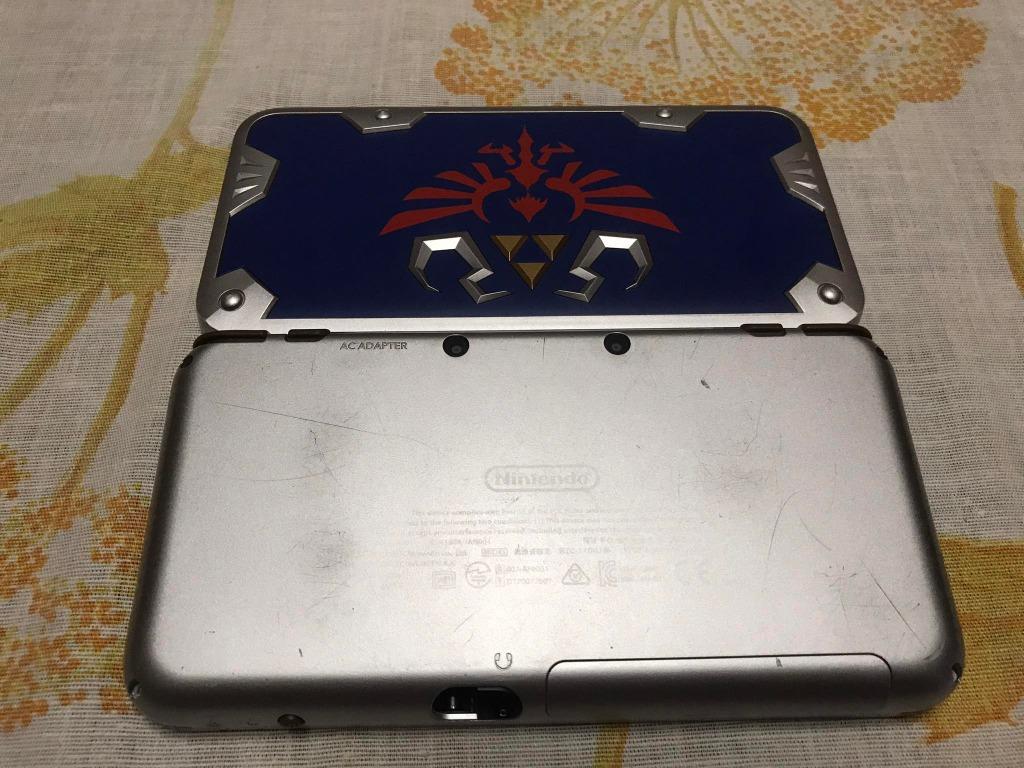 New Nintendo 2ds XL Hylian Shield Edition Unit cfw + 64GB Memory card ...