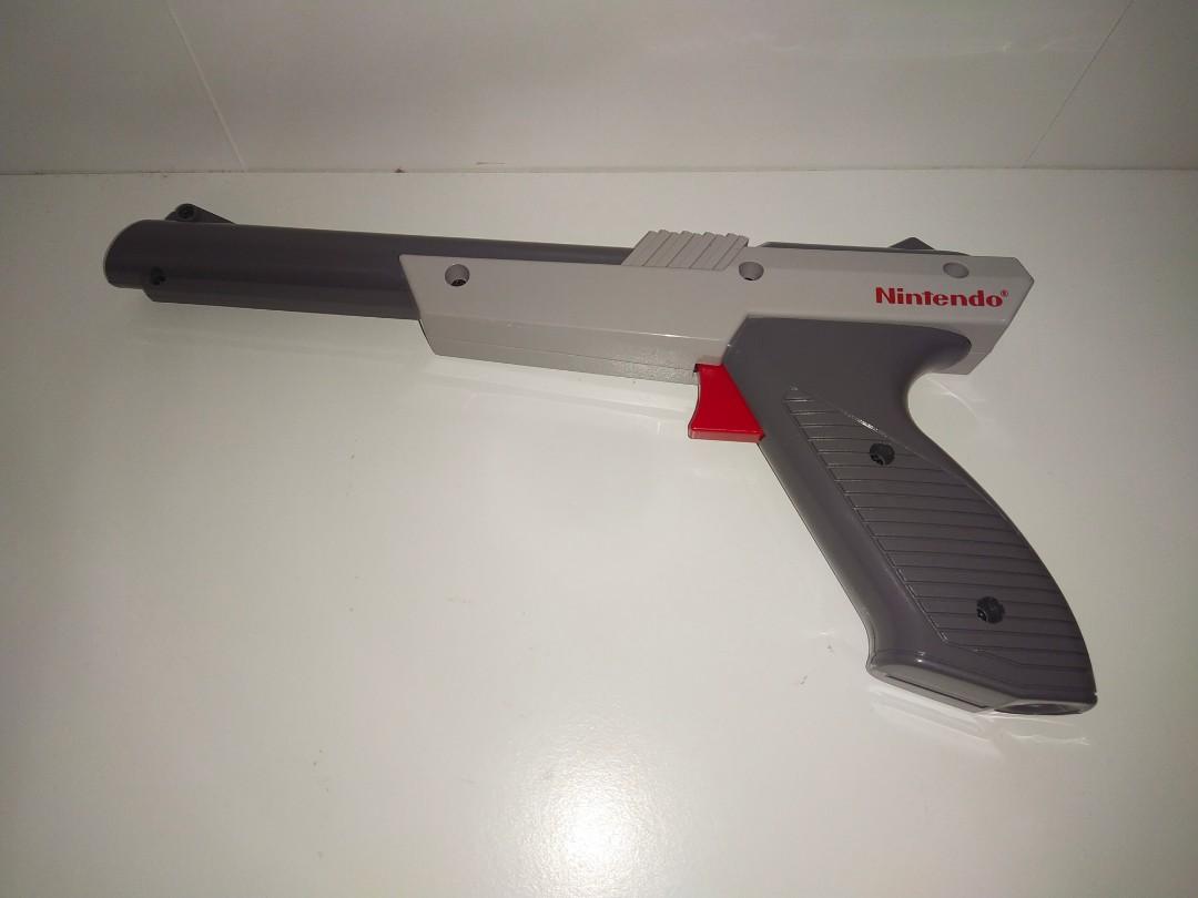 Nintendo Nes Zapper Sparepart/Display, Video Gaming, Video Games ...