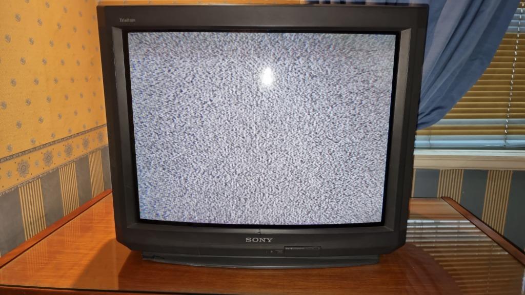 Sony Trinitron Color TV 29 KV-29V36C, TV & Home Appliances, TV ...
