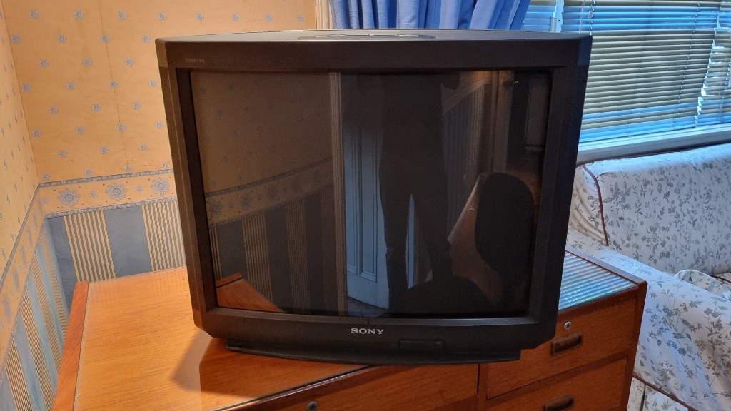 Sony Trinitron Color TV 29 KV-29V36C, TV & Home Appliances, TV ...