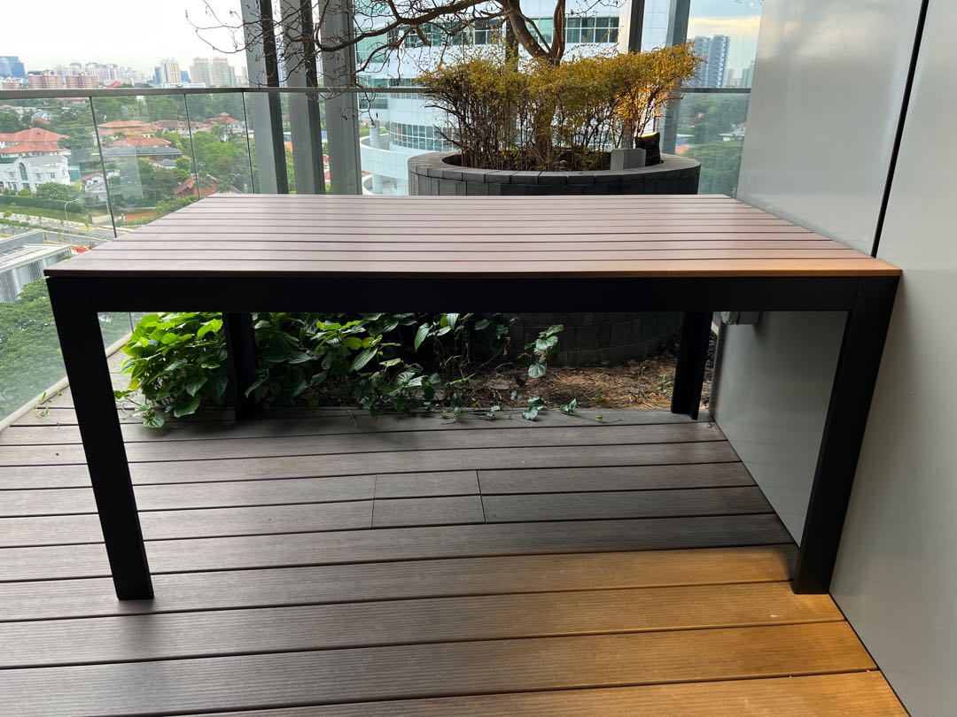 Starbucks table, Furniture & Home Living, Furniture, Tables & Sets on ...