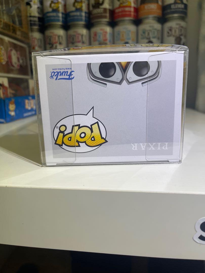 wall-e WonderCon 2022 exclusive con sticker, Hobbies & Toys, Toys ...