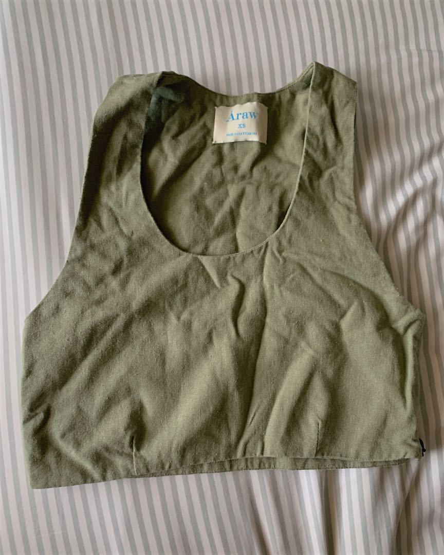 ARAW The Line Melfi Linen Crop Top Olive Green, Women's Fashion, Tops ...