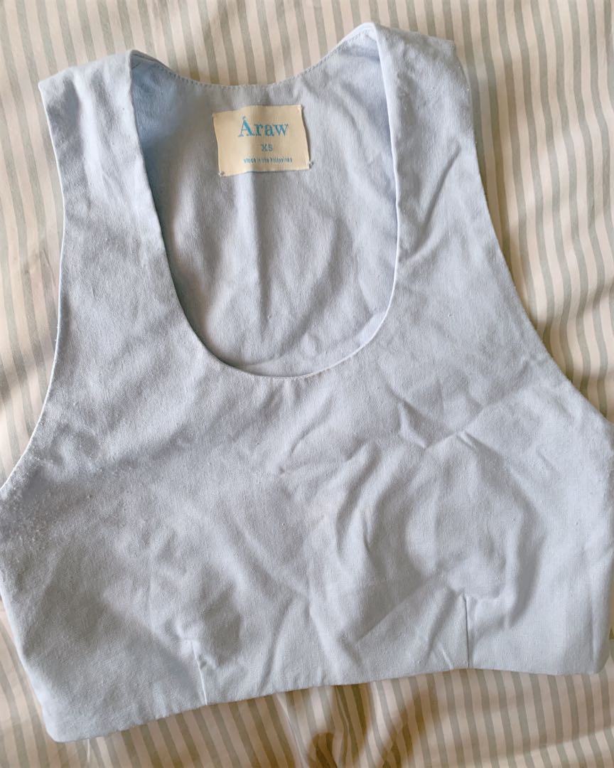 Araw The Line Melfi Linen Crop Top in Angeline Blue, Women's Fashion ...