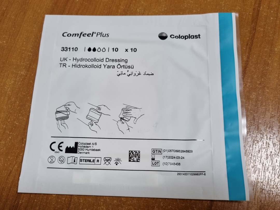 Coloplast ComfeelPlus Hydrocolloid Dressing 10×10CM, Health & Nutrition ...
