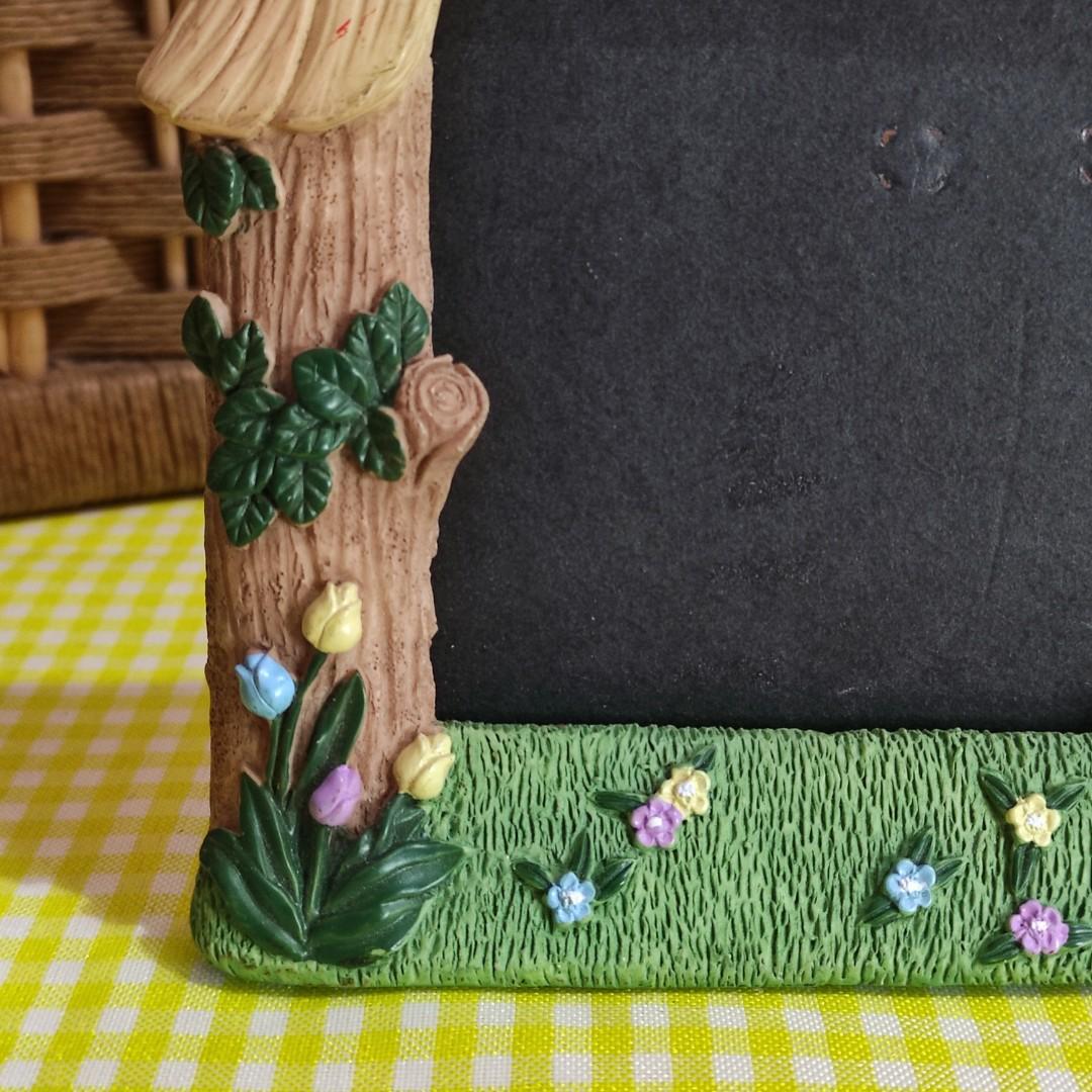 Cottagecore picture frame and vase, Furniture & Home Living, Home Decor ...