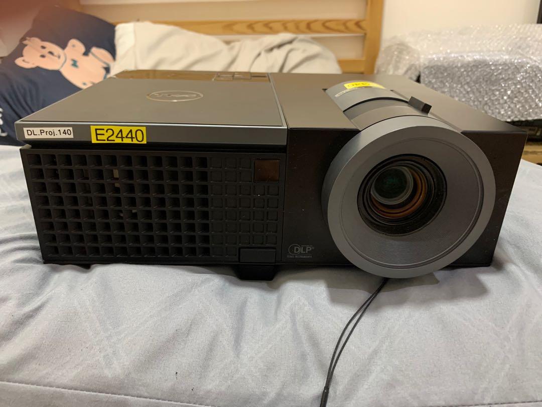 Dell projector, TV & Home Appliances, TV & Entertainment, Projectors on ...