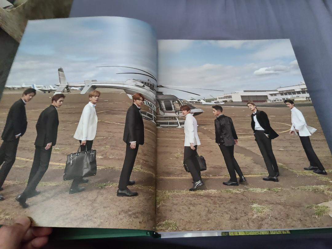 EXO PRESENT ; gift Photobook, Hobbies & Toys, Memorabilia ...
