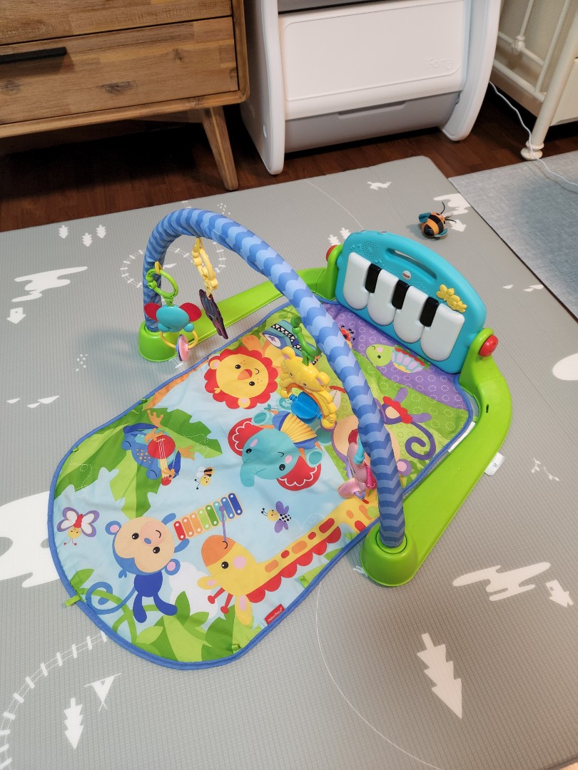 Fisher-Price Kick & Play Piano Gym, Activity Mat with Musical Piano and ...