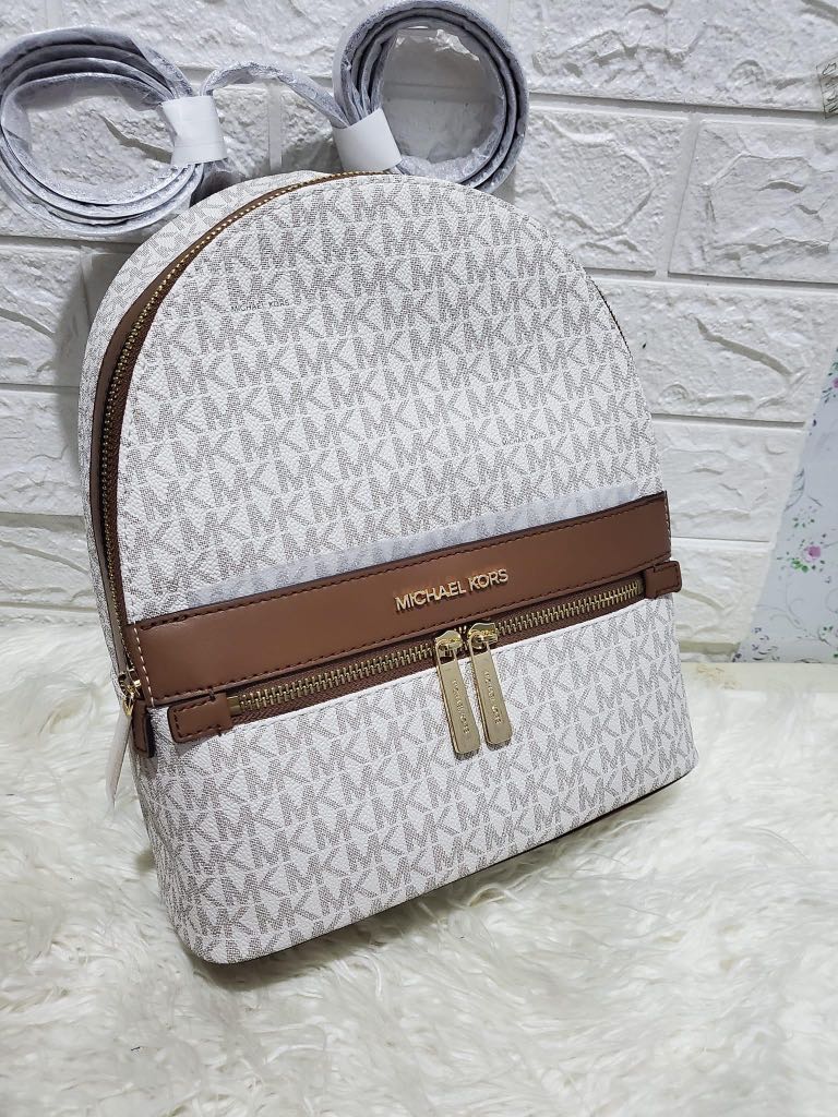 MK KENLY MEDIUM BACKPACK, Women's Fashion, Bags & Wallets, Backpacks on ...