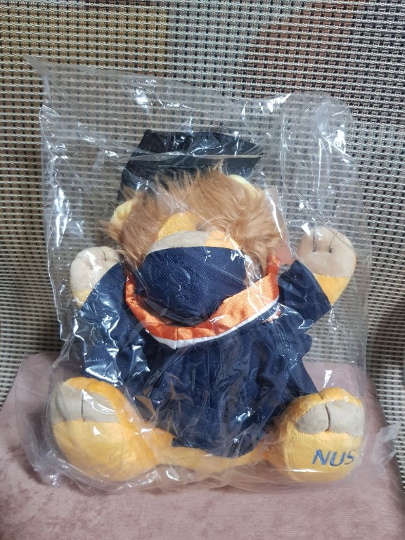 NUS Linus Plushie with mask, Hobbies & Toys, Toys & Games on Carousell