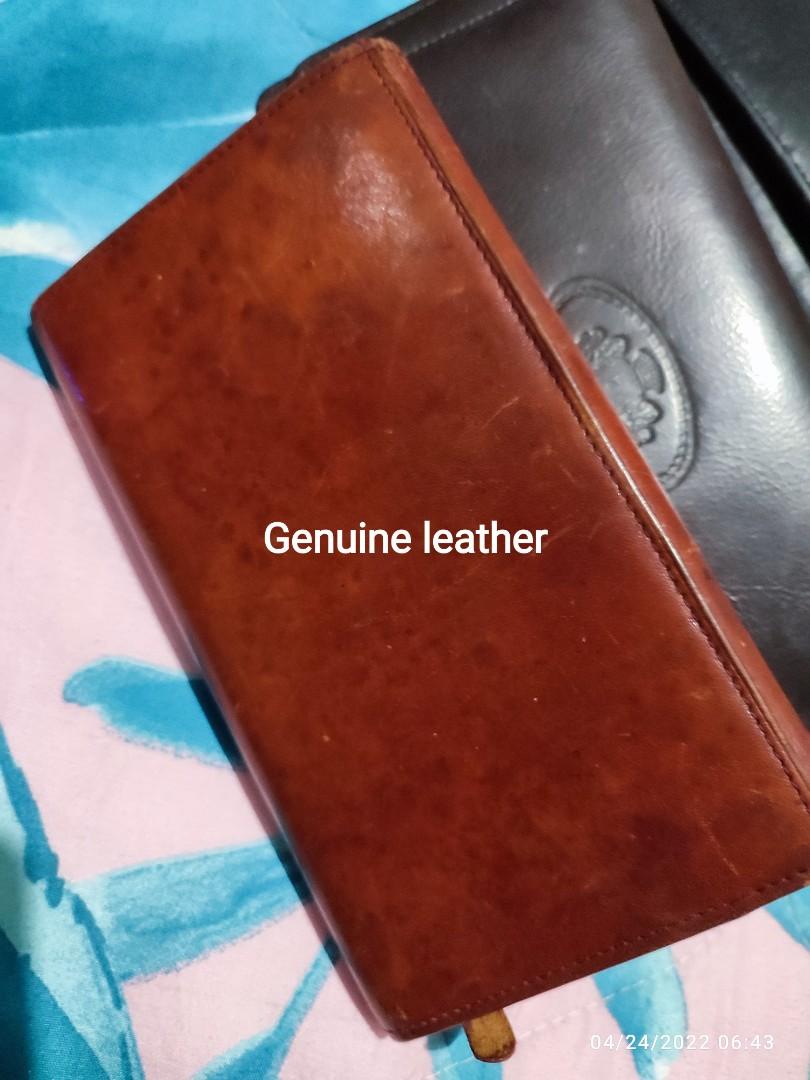 Peridot long wallet, Women's Fashion, Bags & Wallets, Wallets & Card ...