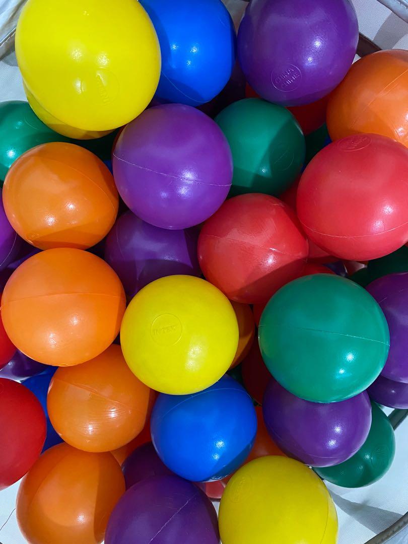 150+ Plastic balls / ocean balls in ikea collapsable mash container ...