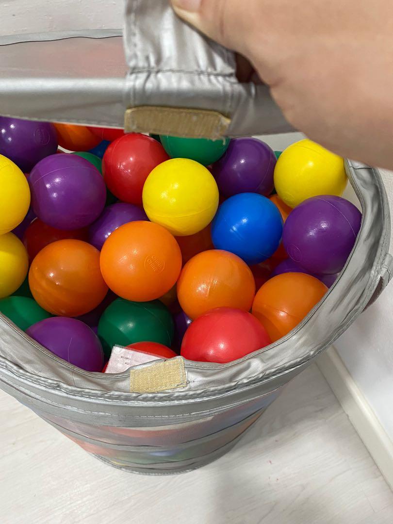 150+ Plastic balls / ocean balls in ikea collapsable mash container ...