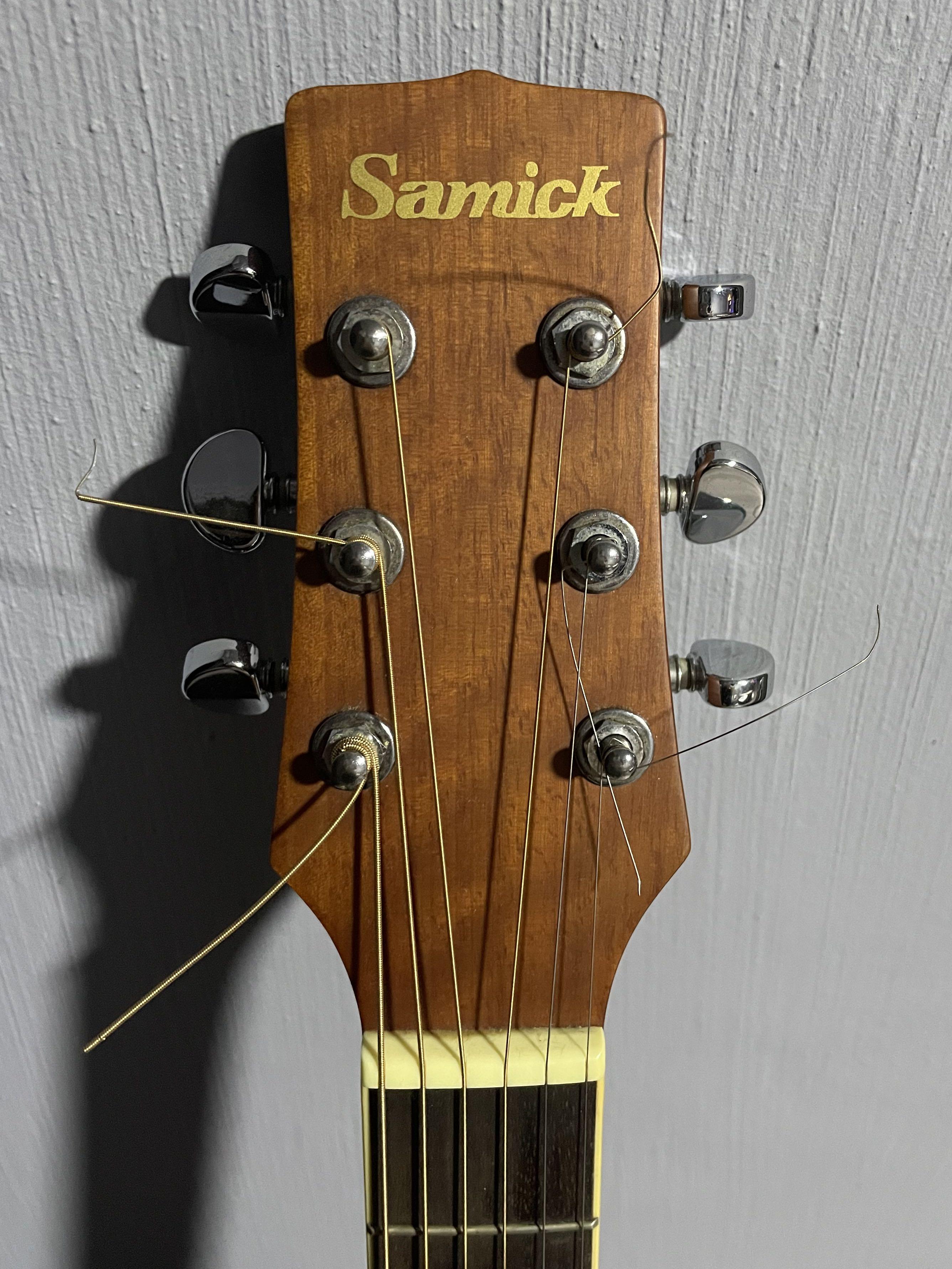 Samick Acoustic Guitar, Hobbies & Toys, Music & Media, Musical Instruments on Carousell
