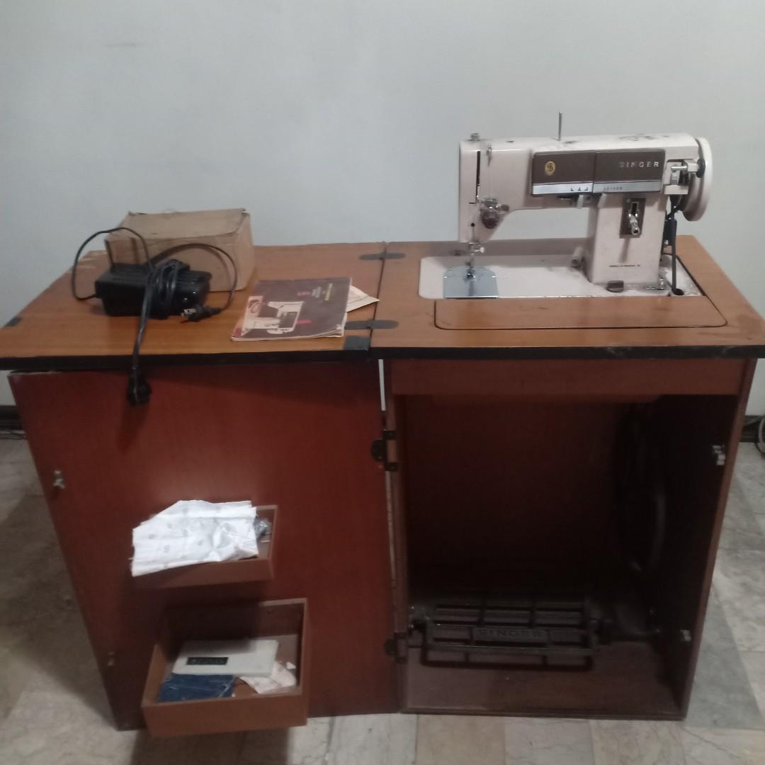 Singer Disk-O-Matic II 298 Sewing Machine, Furniture & Home Living ...