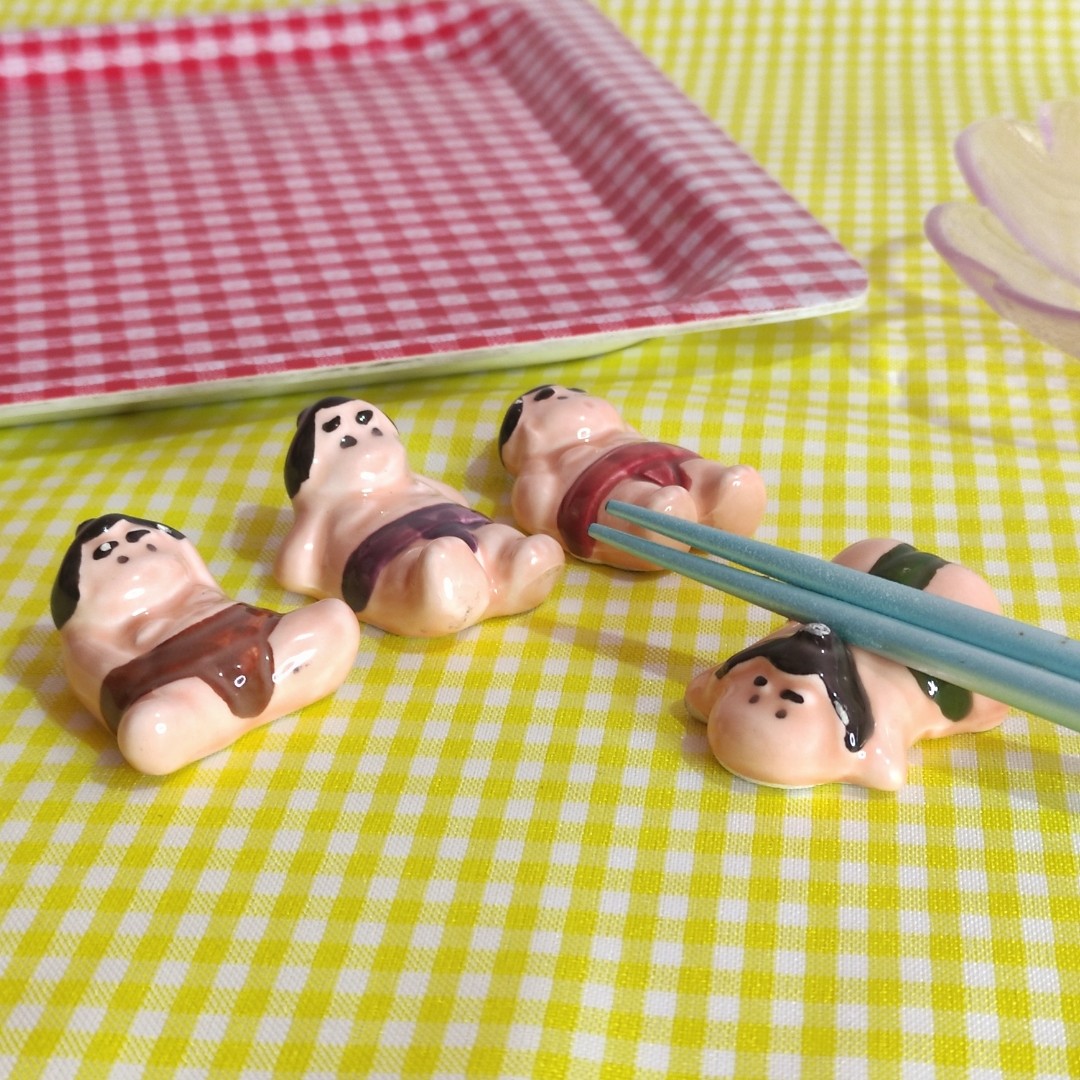 Sumo wrestlers chopstick rests, Furniture & Home Living, Kitchenware ...