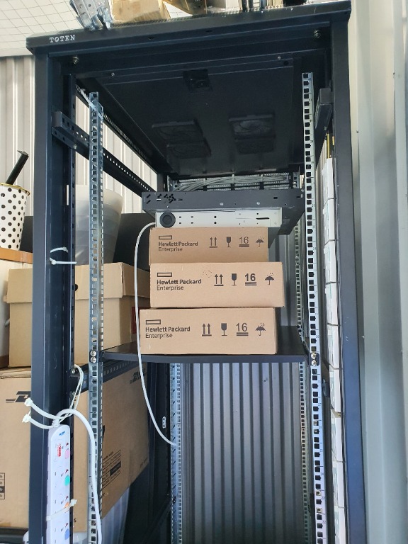 Toten 42 Server Rack, Computers & Tech, Office & Business Technology on ...